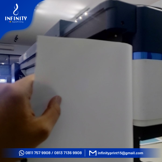 Stiker Ritrama Transparant Kosong | Infinity Digital Printing